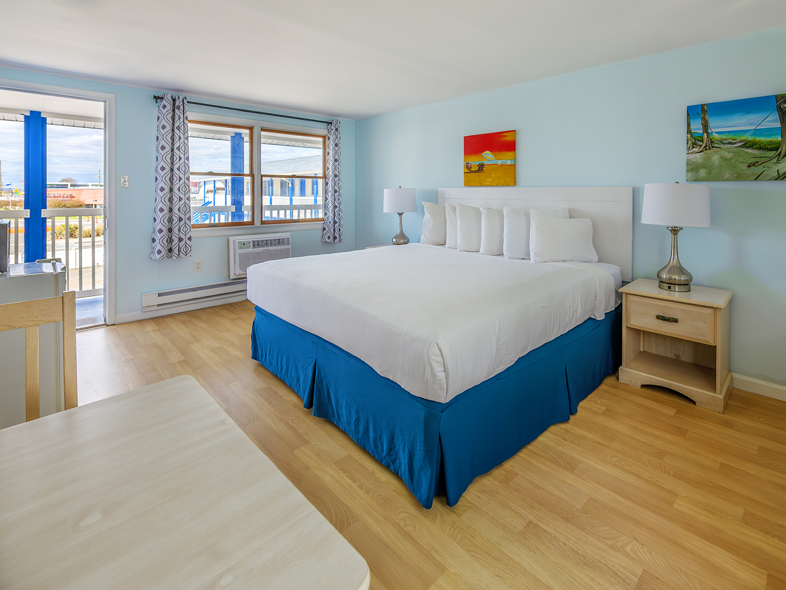 The Beach House at Drifting Sands | LBI Hotel Rooms